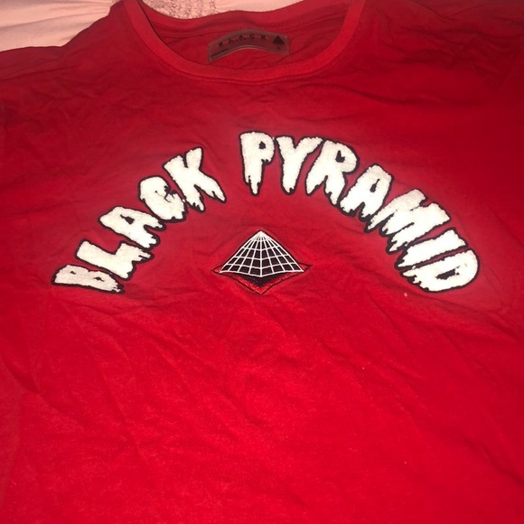 Black Pyramid | Shirts | Black Pyramid Size Extra Large Unisex Red ...